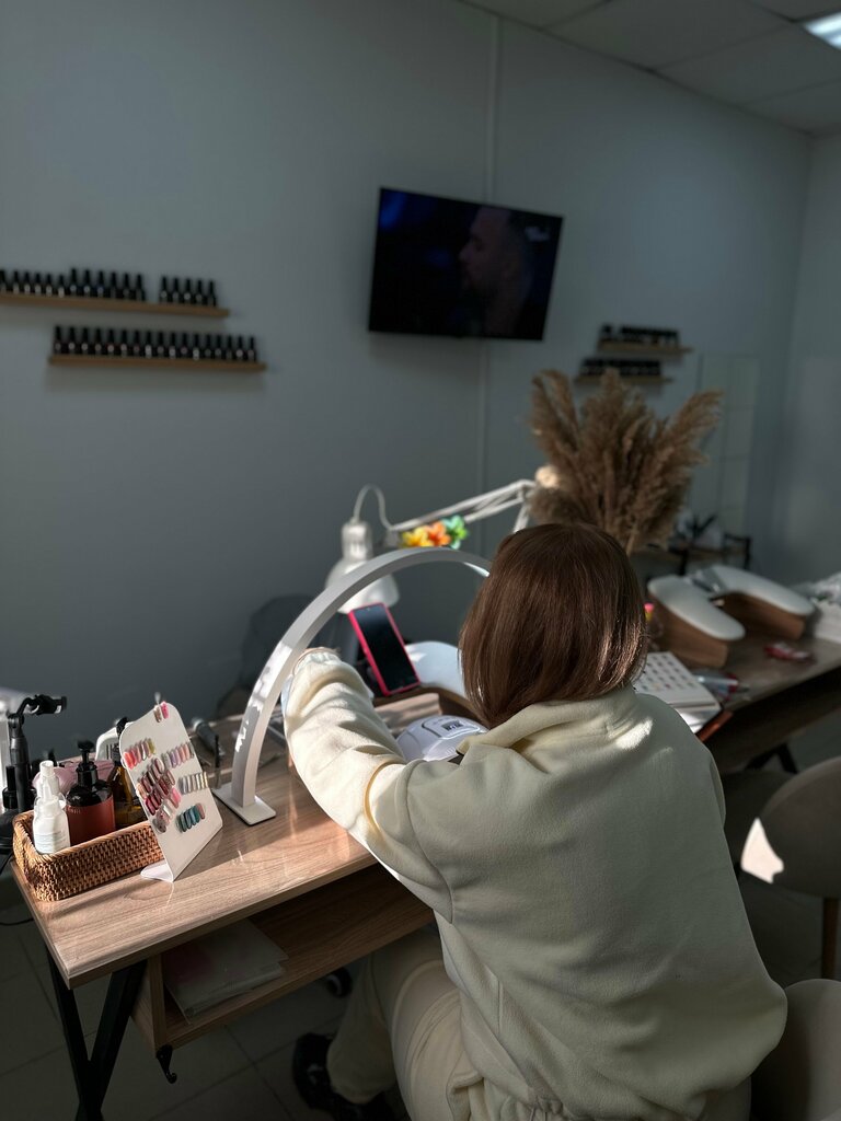 Manikür-pedikür She nails & brows, Balaşiha, foto