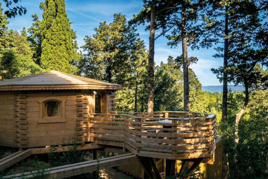 Otel Hotel Les Cabanes Dans Les Bois, , foto