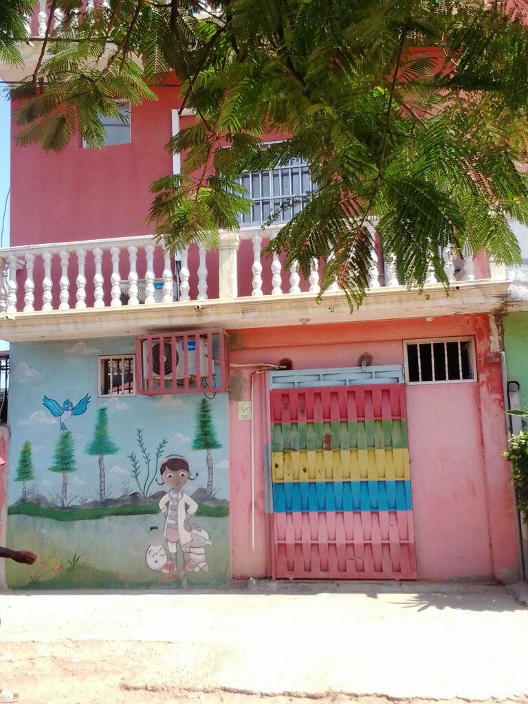 Anaokulları Centro infantil, Loanda, foto