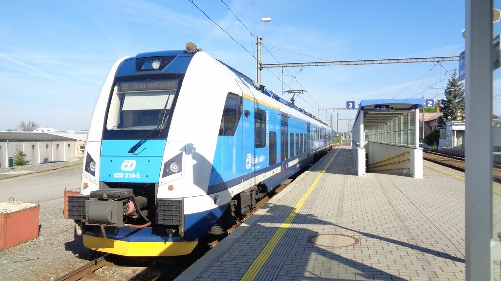 Tren istasyonu Chotoviny, Güney Bohemya Bölgesi, foto