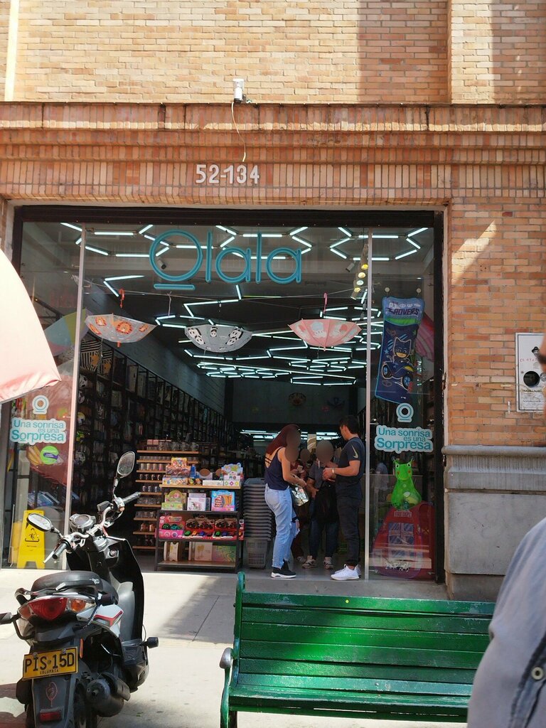 Züccaciye mağazaları Olala Tiendas, Medellin, foto