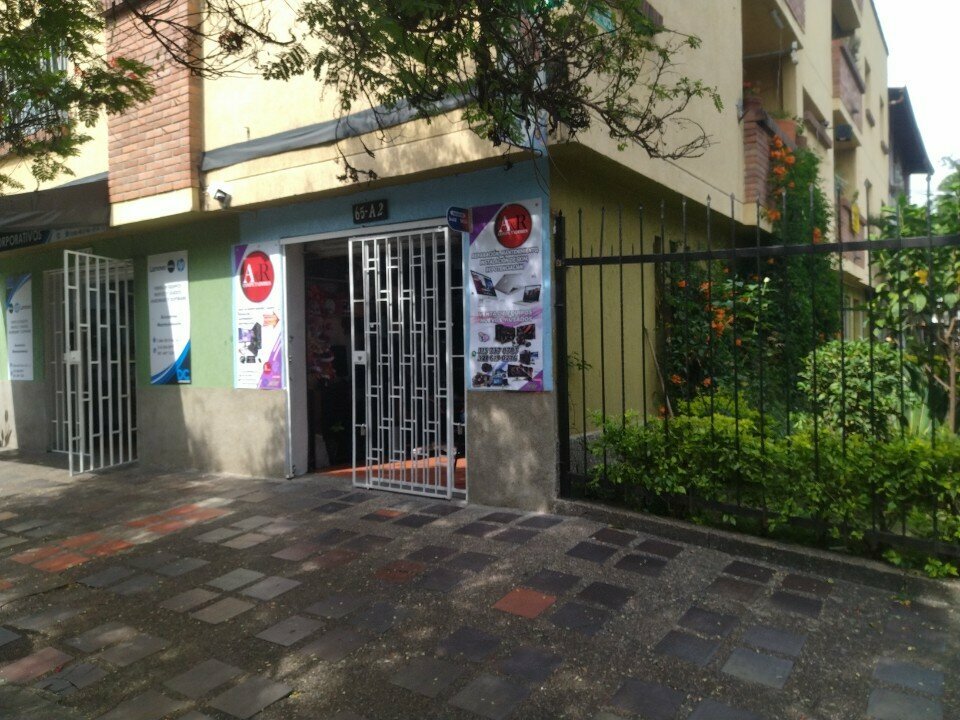 Bilgisayar mağazaları A&r Computers, Medellin, foto