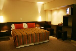Hotel Cordon del Plata (Provincia de Mendoza, Departamento Capital, Mendoza, 9 de Julio), otel  Mendoza'dan