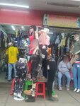 Zambrana Store (Santa Cruz de la Sierra, Avenida Grigotá, 670), dış giyim mağazası  Bolivya'dan