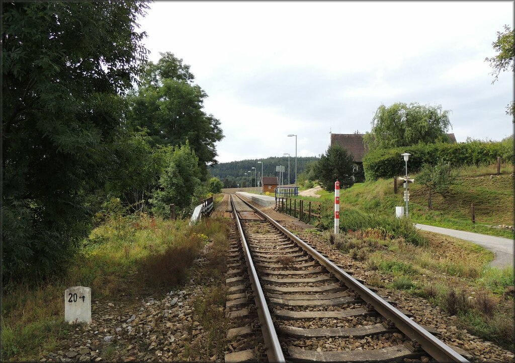 Tren istasyonu Plešovice, Güney Bohemya Bölgesi, foto