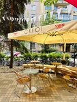 Салют Патрики (Spiridonyevsky Lane No:9с1), kafe  Moskova'dan
