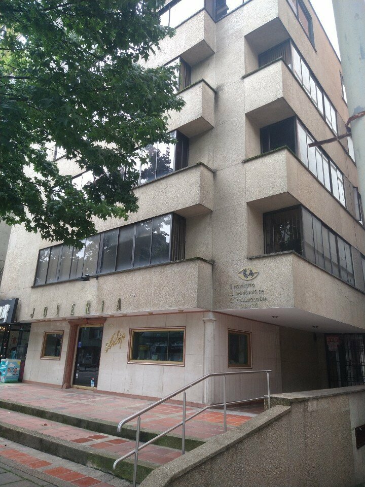 Tıp merkezleri ve klinikler Instituto americano de oftalmología, Bogota, foto