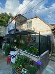 Гостевой дом (Верхне-Слободская улица No:10), apartman kompleksi  Yalta'dan