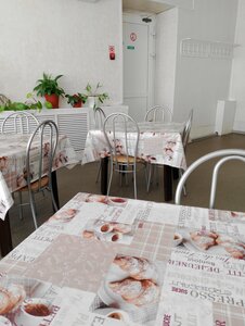 Пельменная (ulitsa Mashinostroiteley No:6), kantin, yemekhane  Verhniaya Tura'dan
