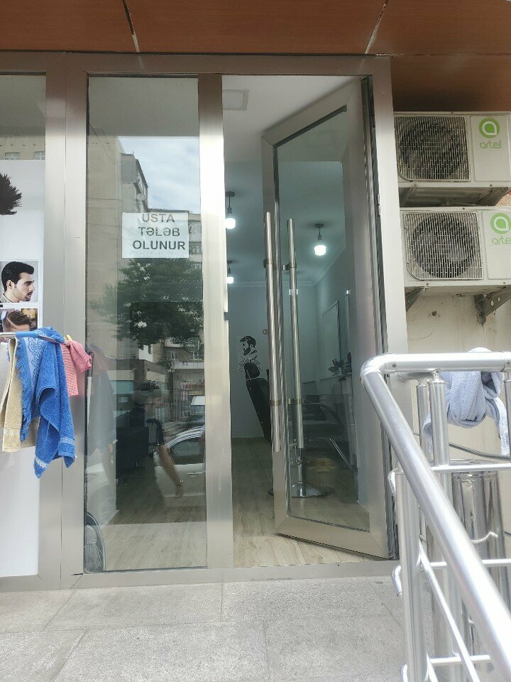 Berberler Barbershop, Bakü, foto