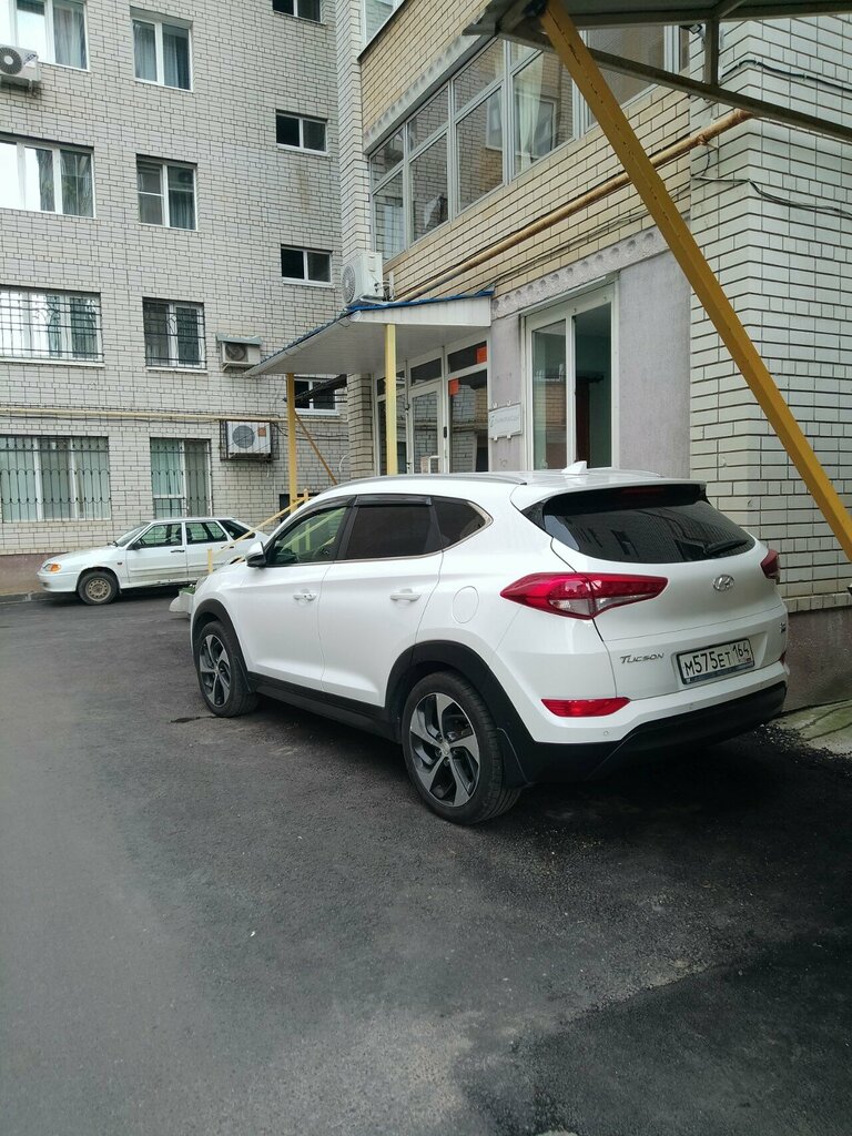 Yeni teknolojiler ve ar-ge merkezleri Линия моды, Saratov, foto