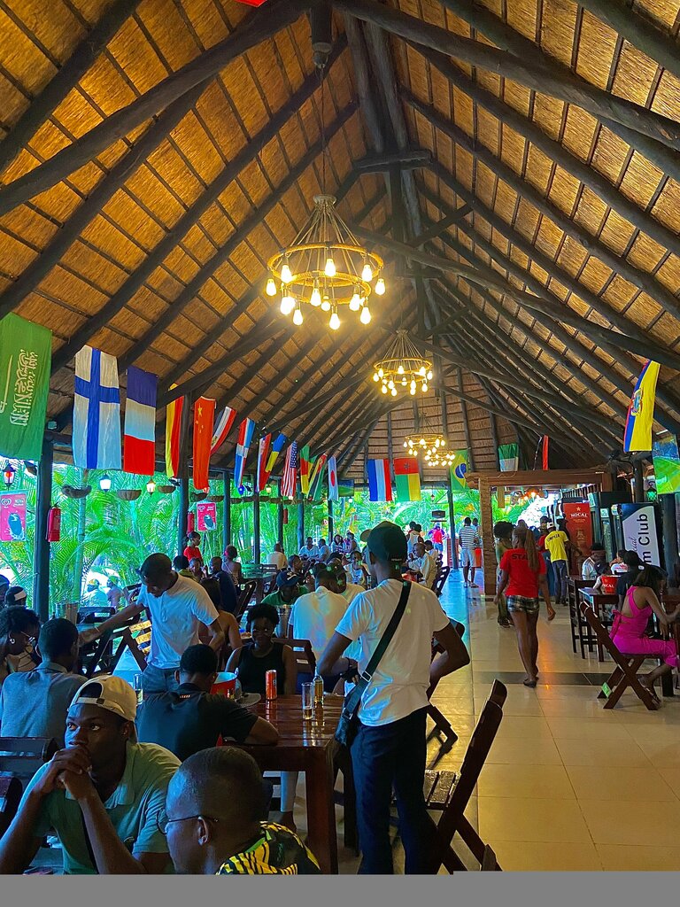 Restoran Club Yevam, Loanda, foto