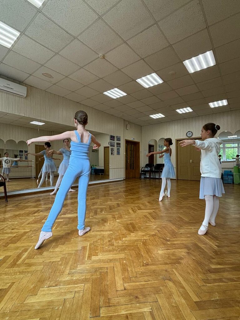 Dans okulları Baledeki çocuklar, Moskova, foto