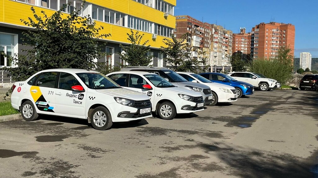 Oto kiralama Raspberry, Kemerovo, foto