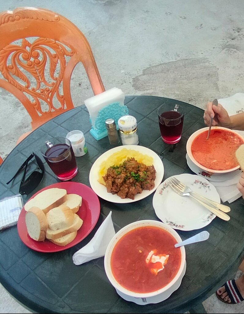 Kafe Кафе у Нодара, Kabuletti, foto
