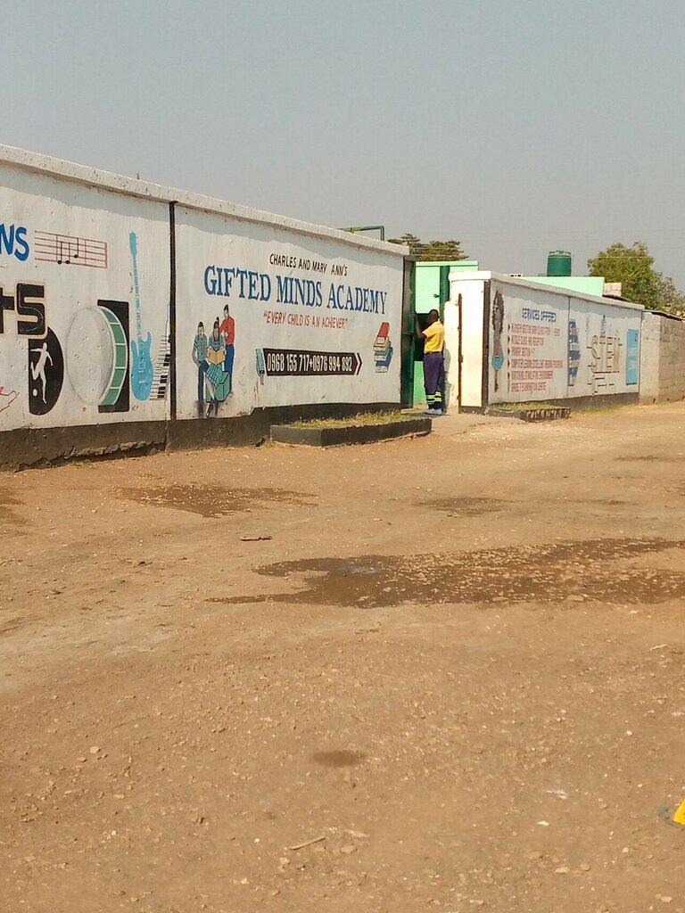 Özel okul Gifted minds academy, Lusaka, foto