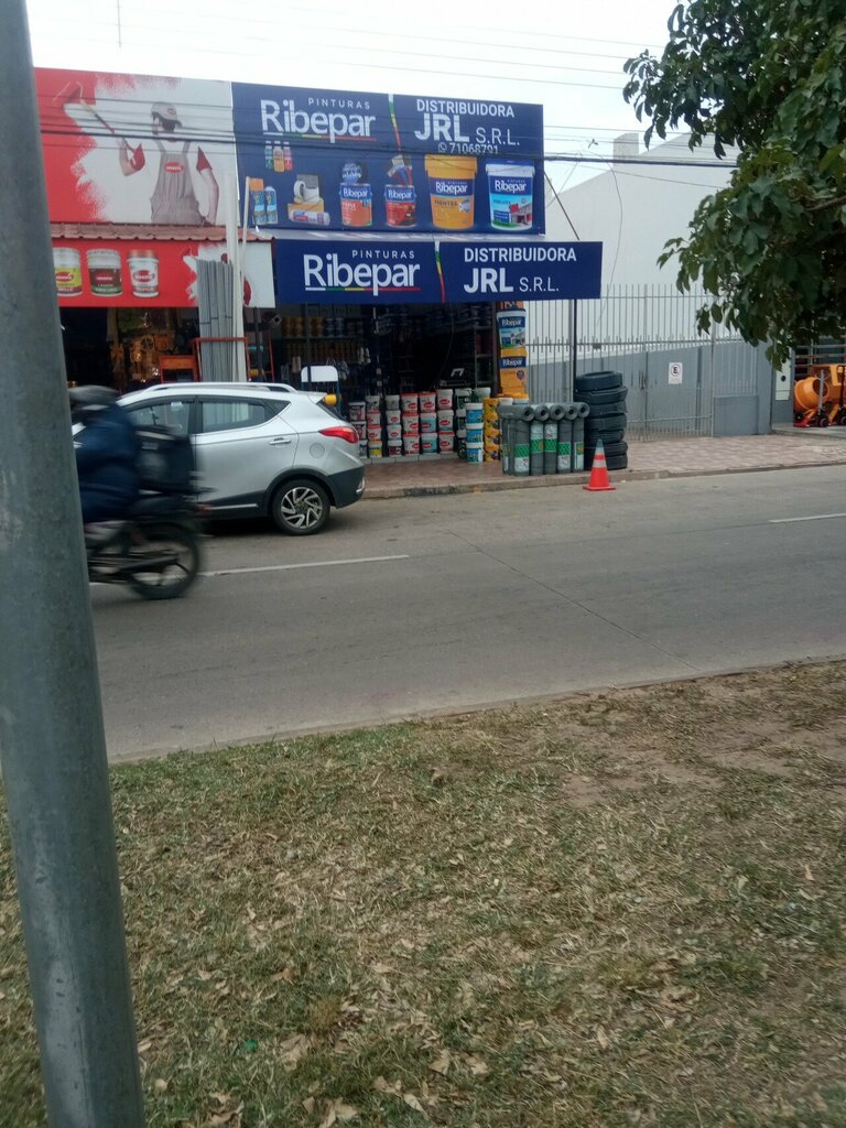 Boya ve cila malzemeleri üretim ve satış yerleri Jrl Distribuidora, Santa‑Krus, foto