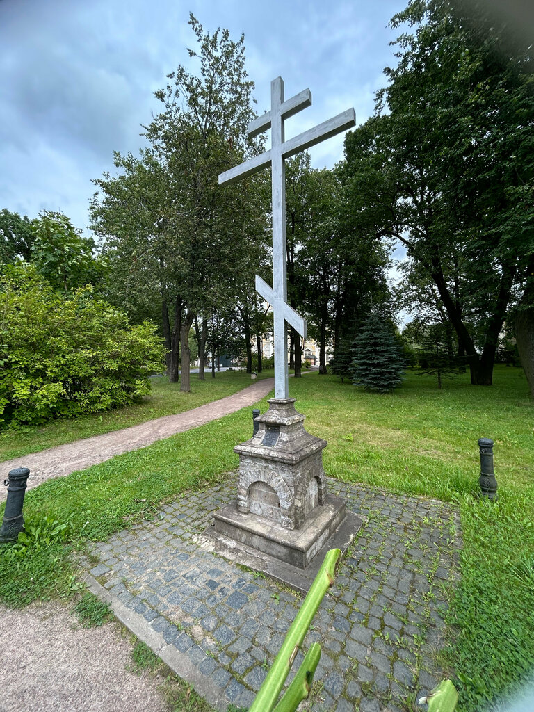 Anıt, heykel Памятный знак на месте часовни Великомученицы Параскевы, Saint‑Petersburg, foto