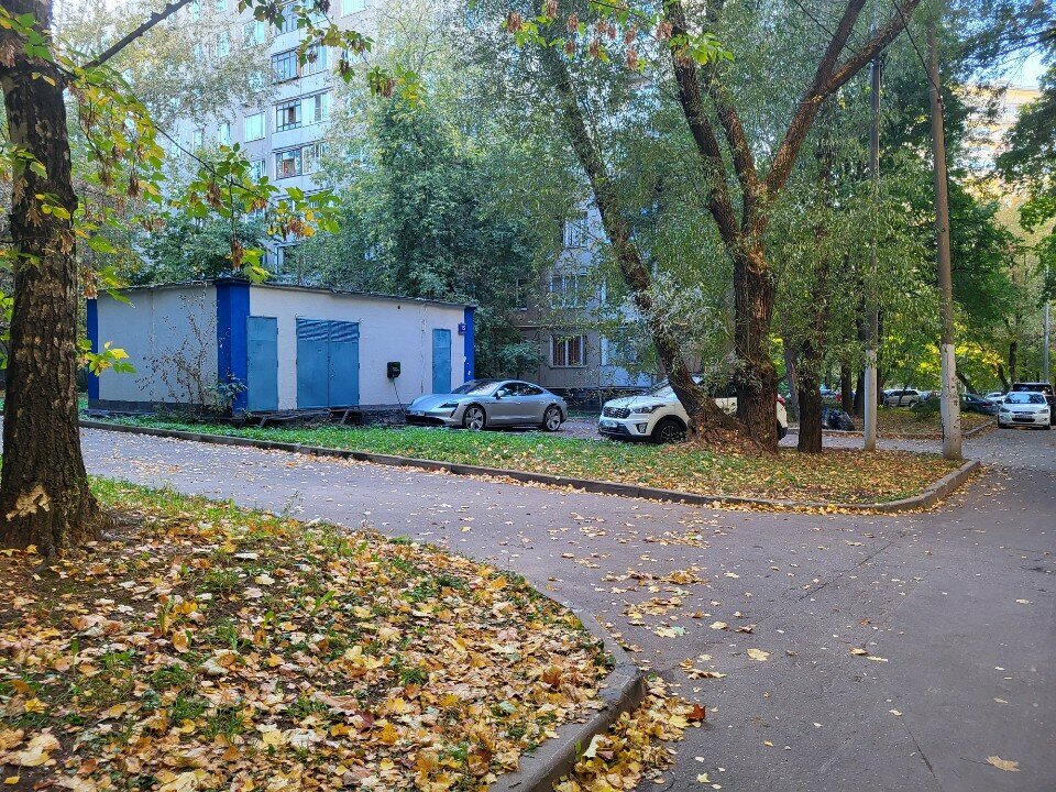 Elektrikli oto şarj istasyonları Яндекс Заправки, Moskova, foto