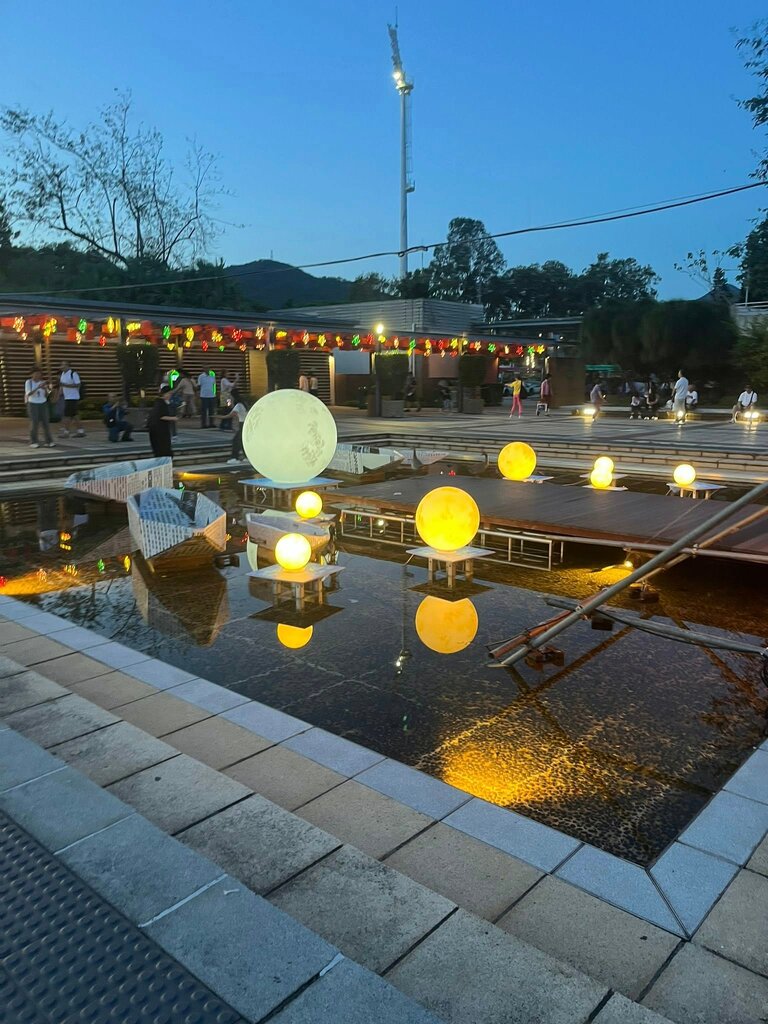 Kültür ve eğlence parkları Sai Kung Waterfront Park, Hong Kong, foto