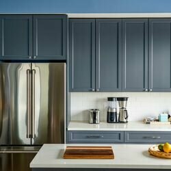 Mobilya fabrikaları Рестайл, Kuznetsk, foto