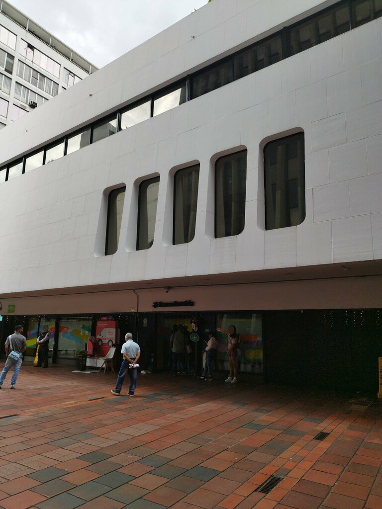 Banka Bancolombia Plazoleta, Medellin, foto