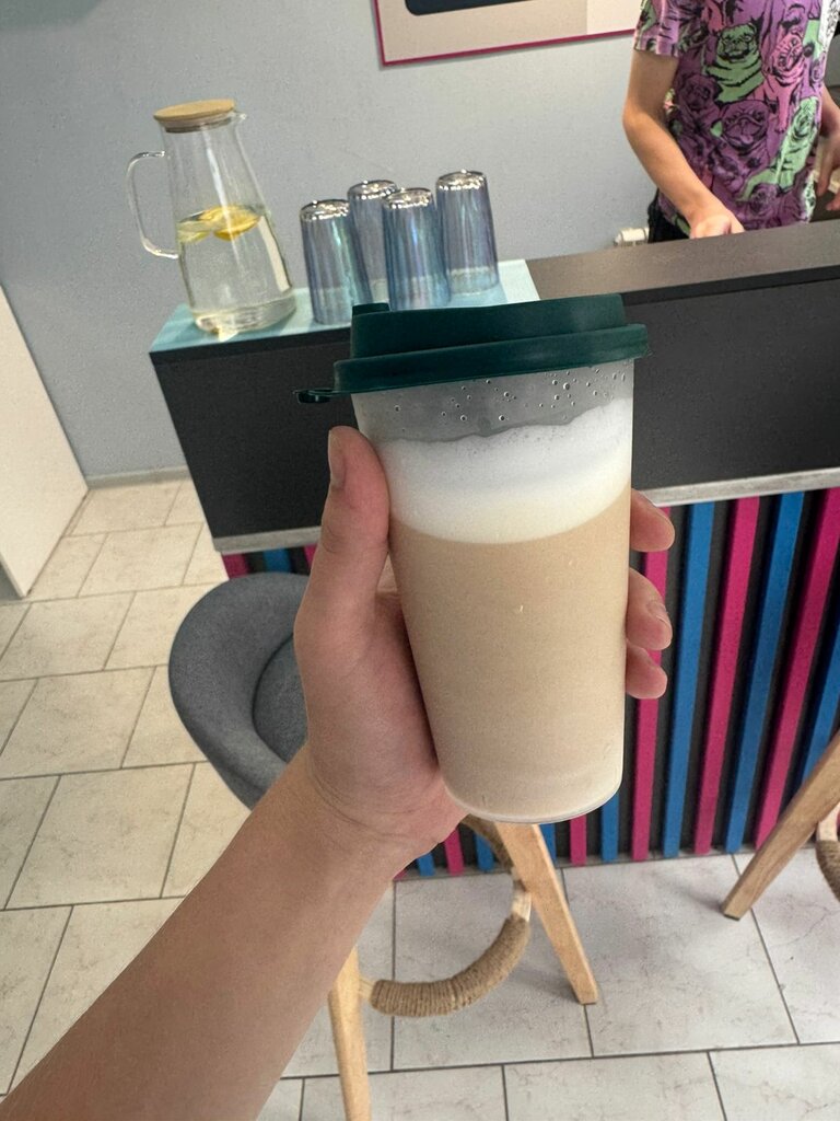 Al götür kahve Oz & Coffee, Krasnodar, foto