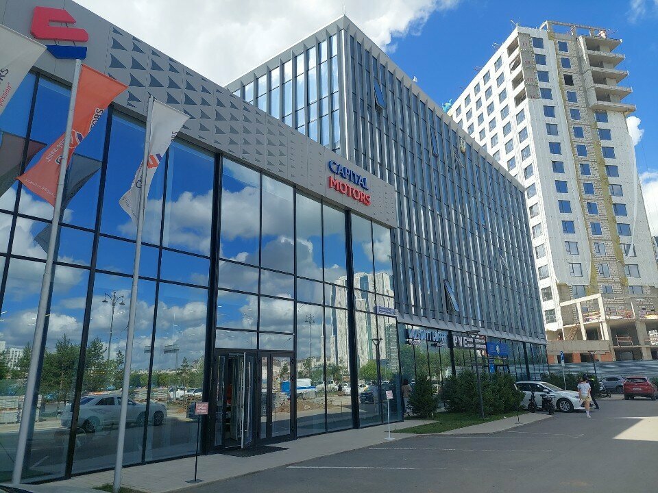 Otomobil satış galerileri Capital Motors, Astana, foto