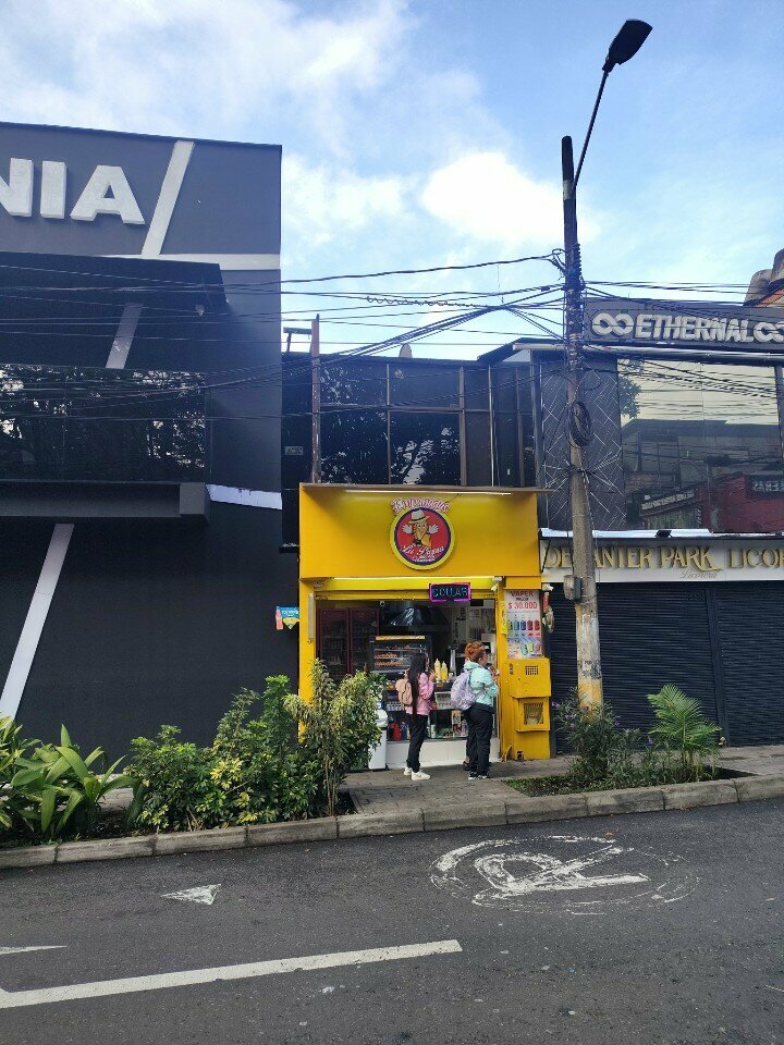 Kafe Empanadas La Propia Colombiana, Medellin, foto