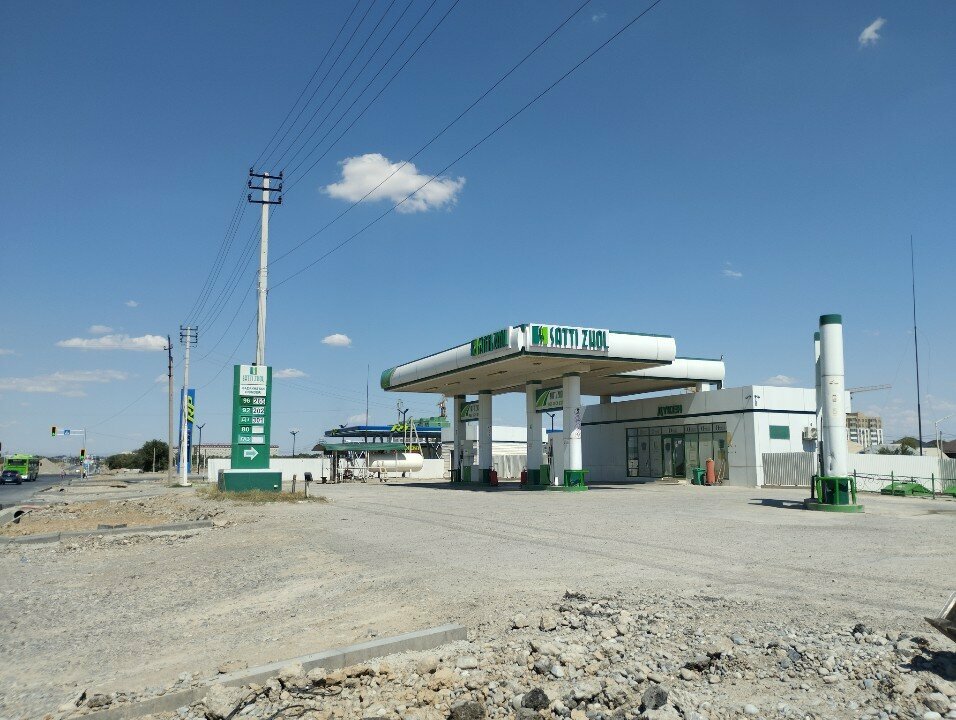 Benzin istasyonu Sattı Zhol, Çimkent (Şımkent), foto