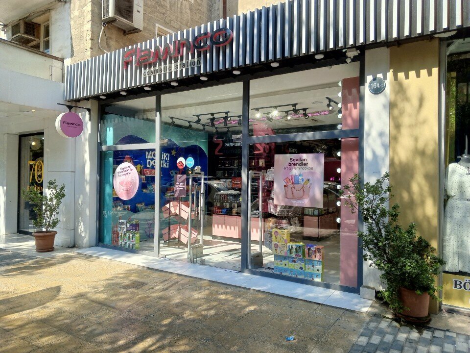 Kozmetik ve parfümeri mağazaları Flaminco, Bakü, foto
