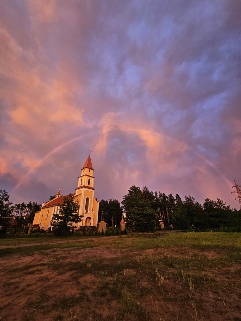 Katolik kiliseleri Костёл Cошествия Cвятого Духа, Borisov, foto