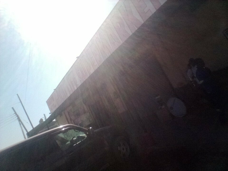 Alışveriş merkezleri Yasa Complex, Lusaka, foto