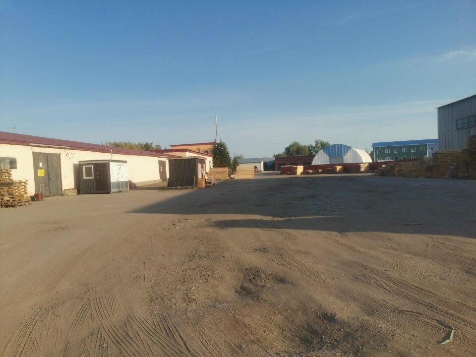 Çatı ve çatı materyalleri Krovelny tsentr, Omsk, foto