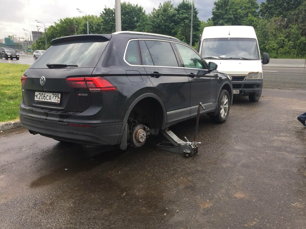 Oto lastik tamiri Avtostoyanka, Saint‑Petersburg, foto