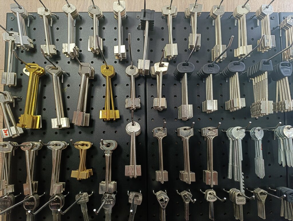 Anahtarların imalatı ve onarımı Изготовление ключеи, Vladivostok, foto