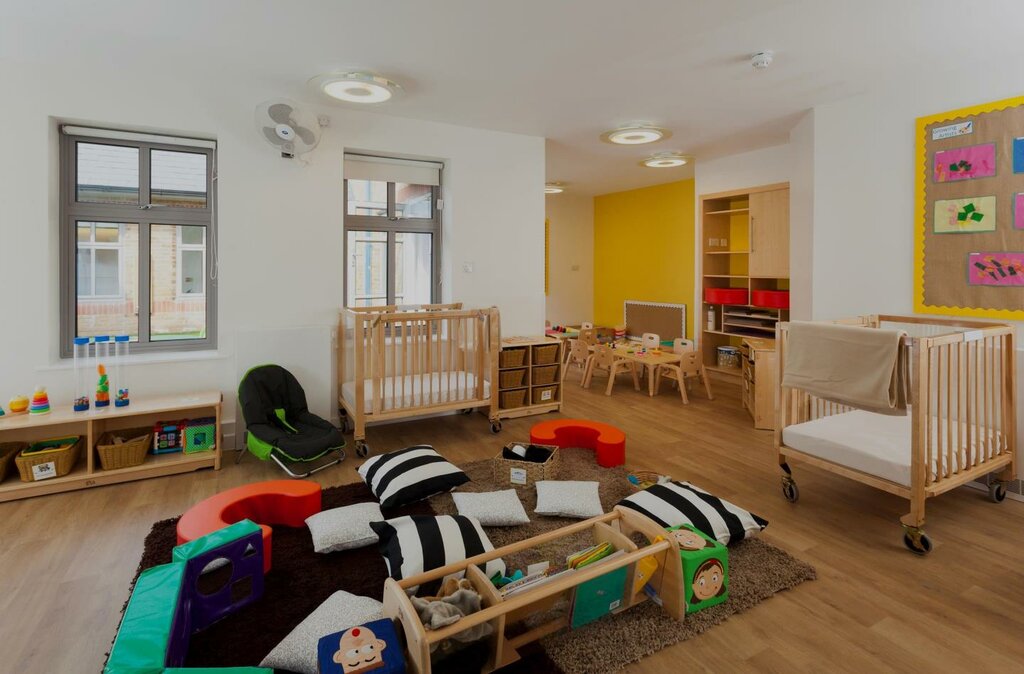 Ortaokul Bright Horizons Oak Lane Day Nursery and Preschool, Londra, foto