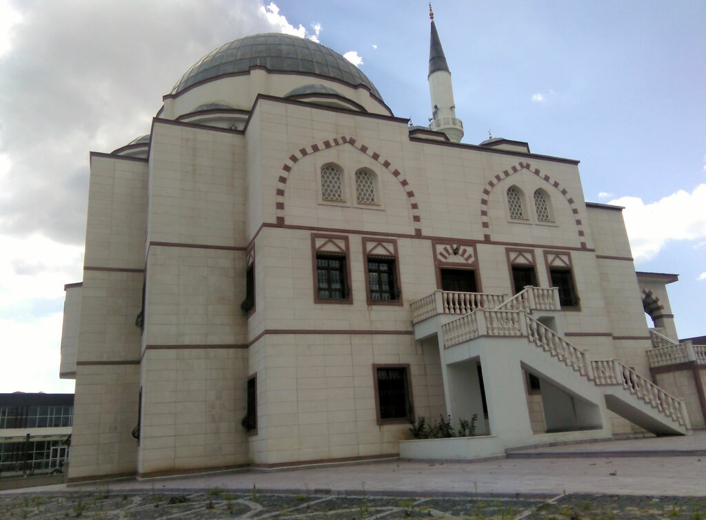 Cami Prof. Dr. Talat Koçyiğit Camii, Uşak, foto