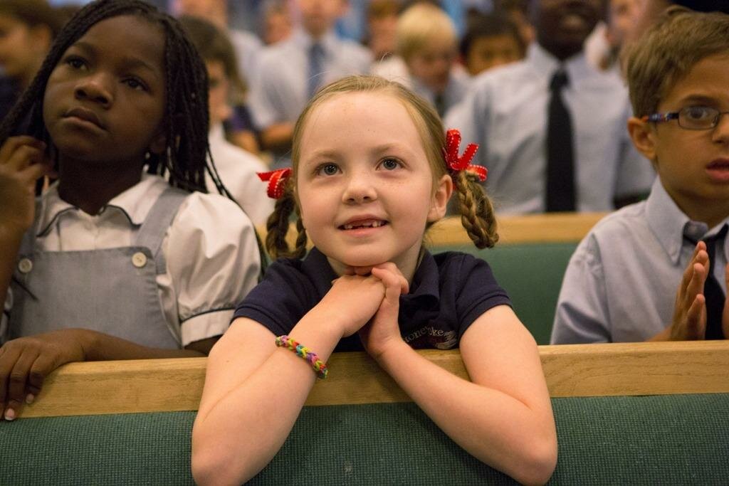 Ortaokul Stoneybrooke Christian School, Kaliforniya Eyaleti, foto