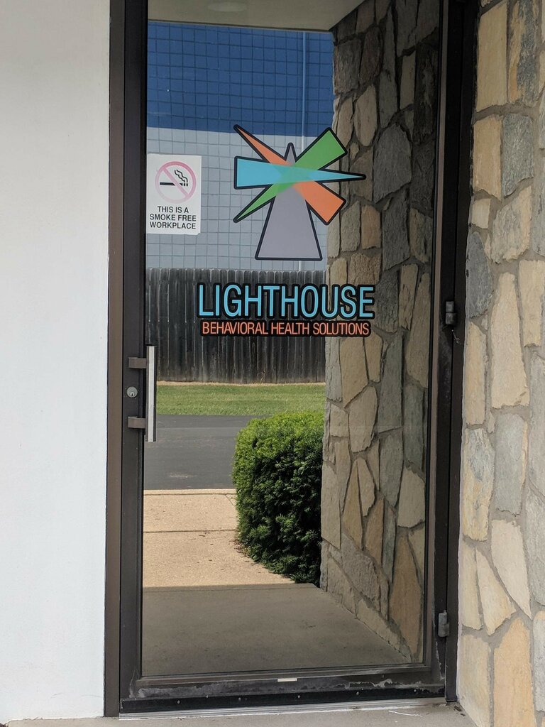 Alternatif tıp merkezleri Lighthouse Behavioral Health Solutions - Whitehall, Columbus, foto