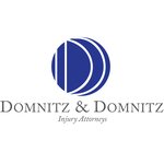 Domnitz & Domnitz (Wisconsin, Milwaukee County, Milwaukee, North Jefferson Street), avukatlar  Milwaukee'den