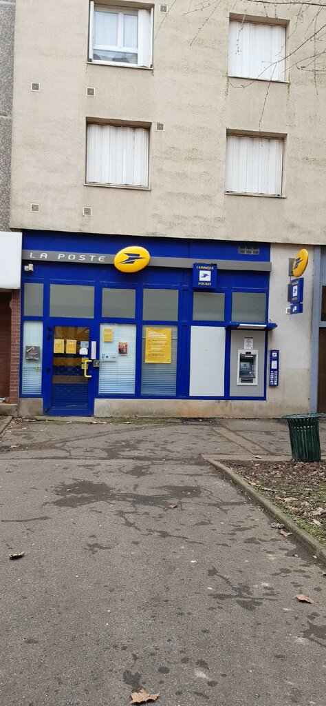 Postahane, ptt La Poste, Auxerre, foto