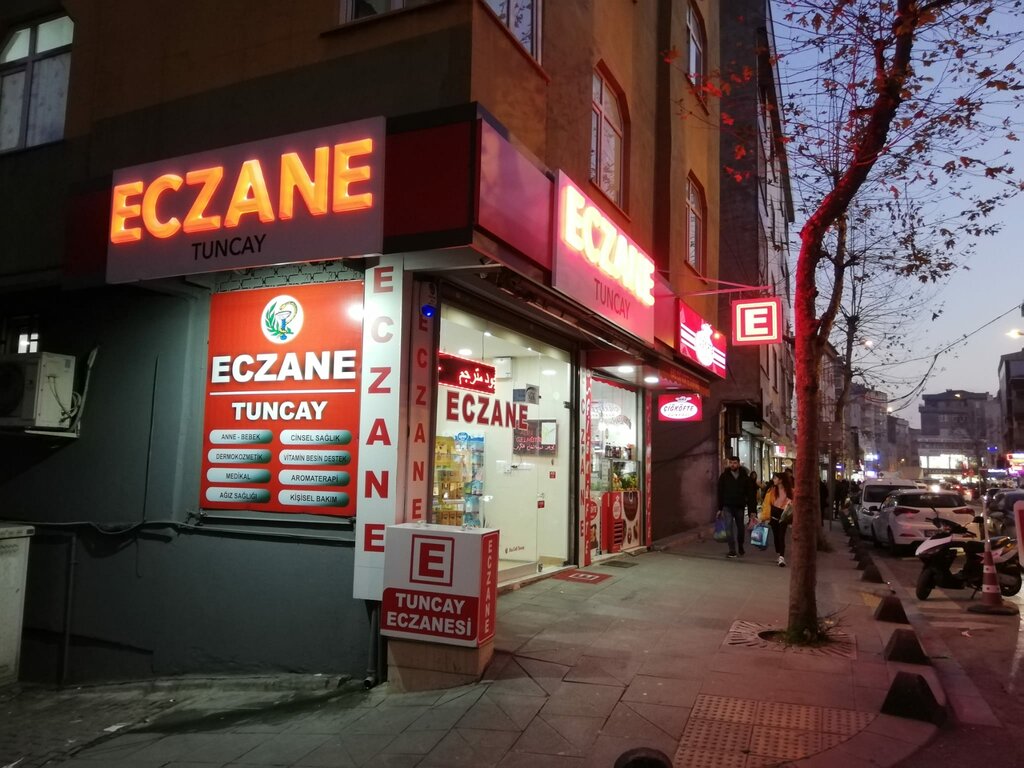 Eczaneler Tuncay Eczanesi, İstanbul, foto