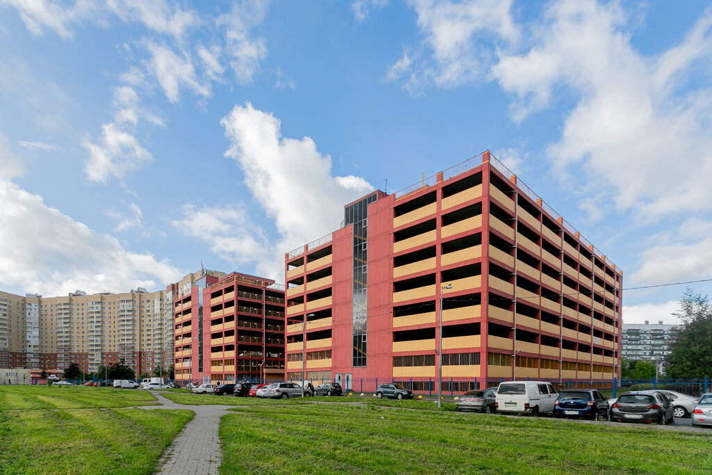 Otoparklar Sys-p, Saint‑Petersburg, foto