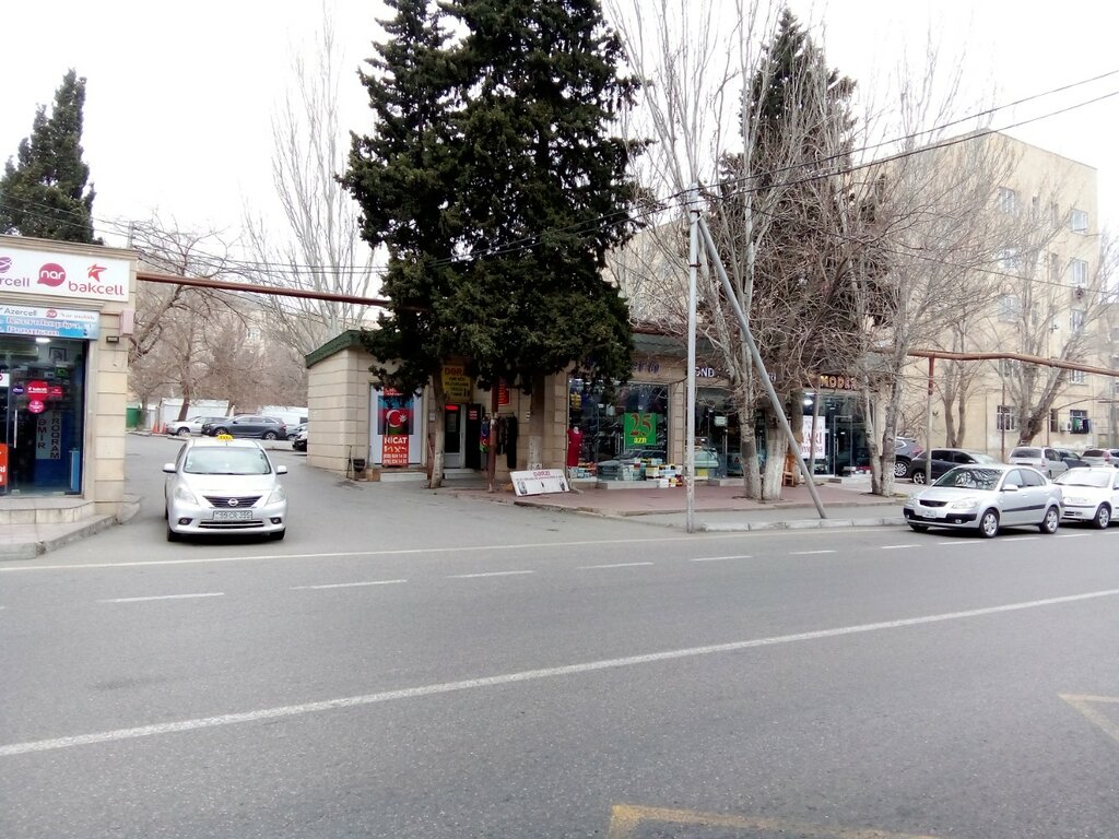 Terziler Paltarlarin Boyanmasi, Bakü, foto