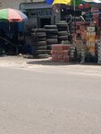 Vulga (Brazzaville, Commune de Poto-Poto, Avenue de France), oto lastik tamiri  Brazzaville'den