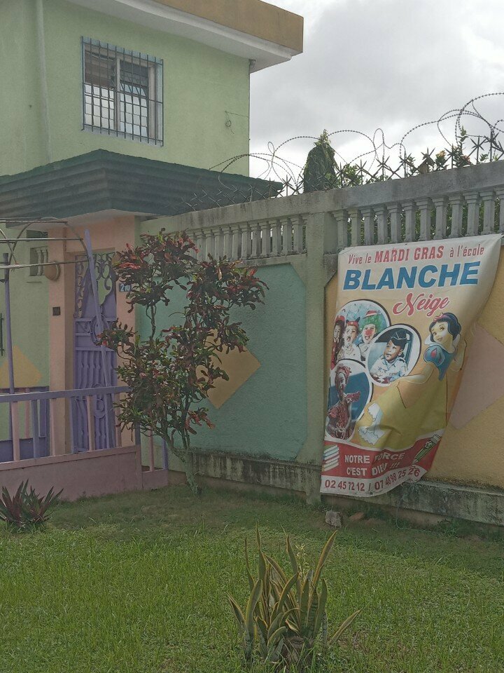 Anaokulları Ecole Blanche Neige, Abican, foto