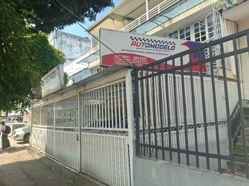 Sürücü kursları Automodelo, Cali, foto