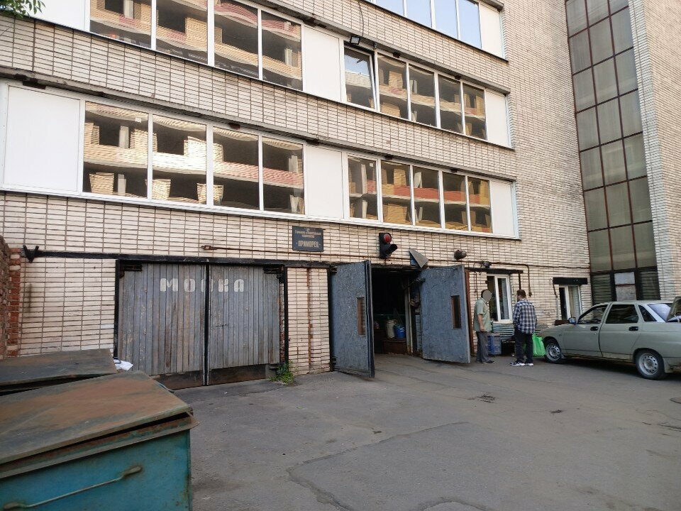 Oto lastik tamiri Avtostoyanka, Saint‑Petersburg, foto