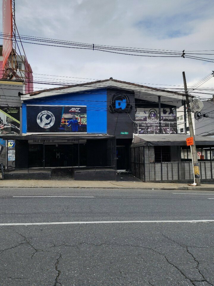 Müzik okulları ve konservatuarlar DJ Station Academia, Medellin, foto